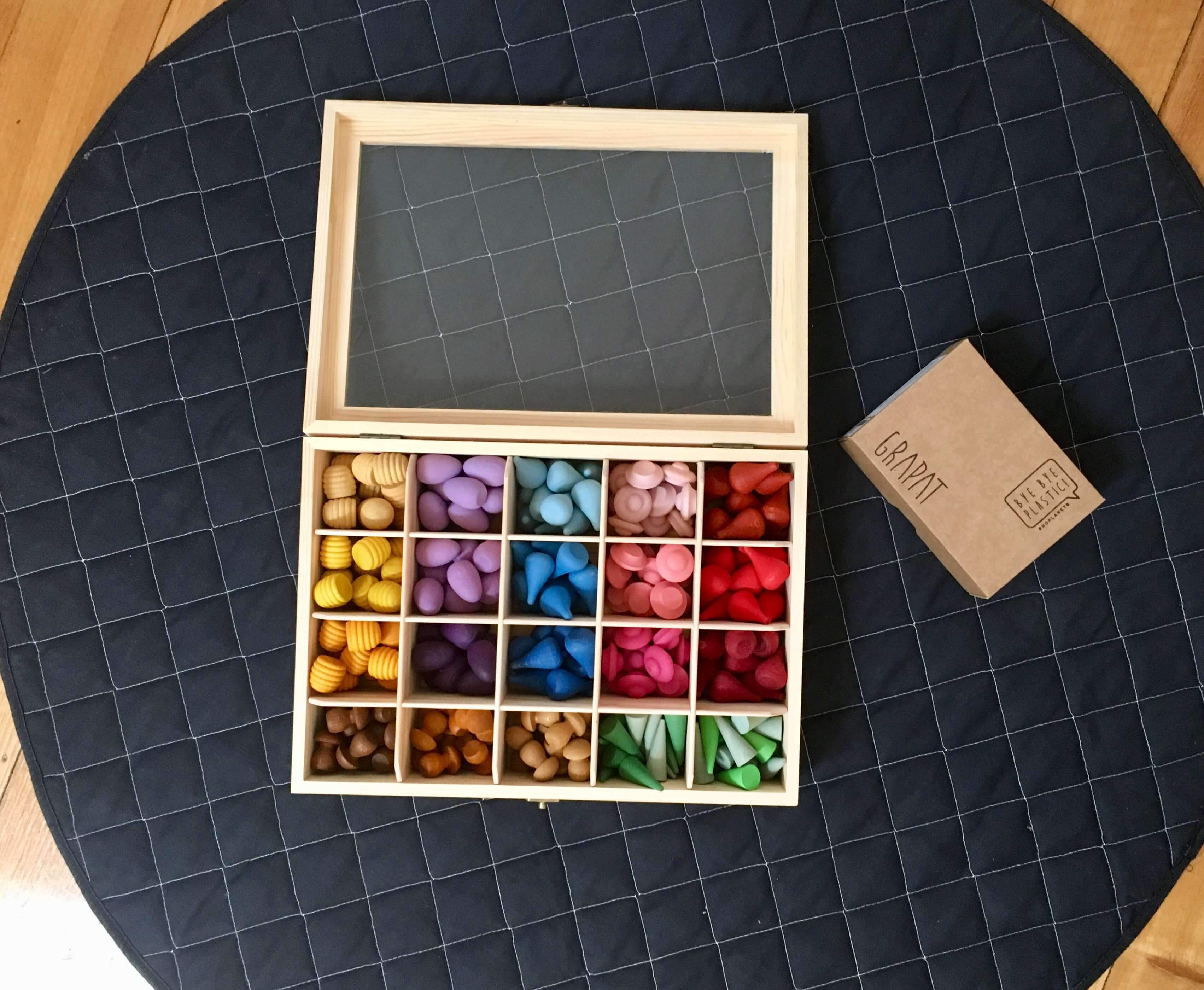 Grapat and Grimm's Play and Display – Nesk Kids