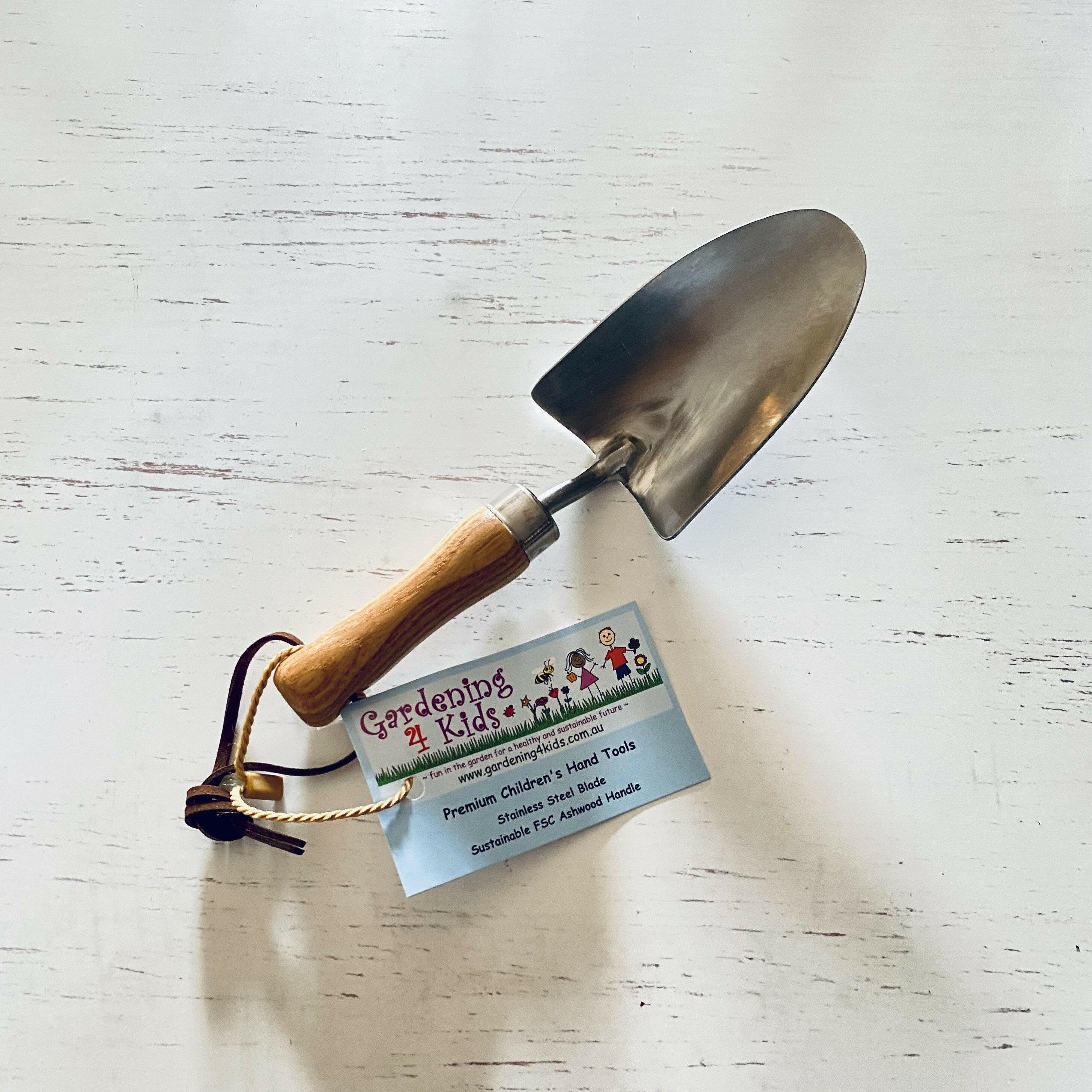 Garden hand trowel store